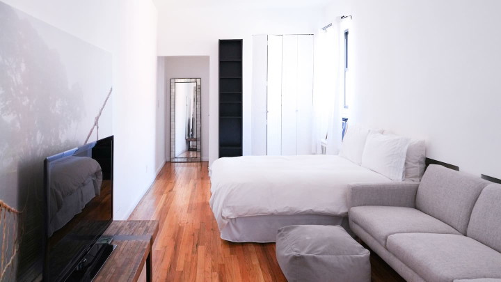 Charming Central Park Studio: Summer Park Strolls! - Manhattan, NY