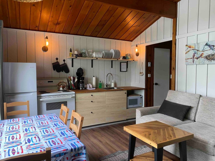 Cottage #3 (2 Bedrooms) Maple Ridge Cottages - Vancouver Island