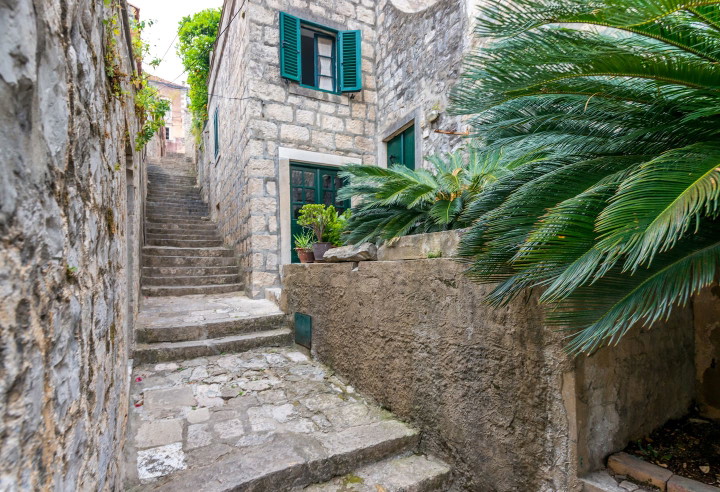 70 M² Ferienwohnung ∙ 2 Schlafzimmer ∙ 5 Gäste - Cavtat