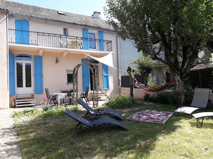 Gîte Des Hirondelles - Cantal
