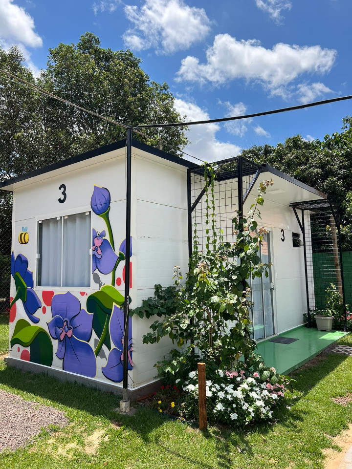 Mini Casa C/ Cozinha  Prox. Ao Centro E Comércio - Toledo