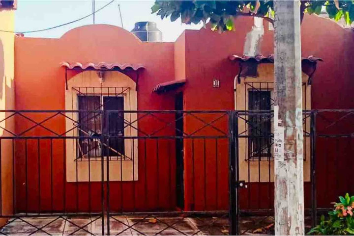 Linda Casa En Manzanillo - Manzanillo, Colima, Mexico