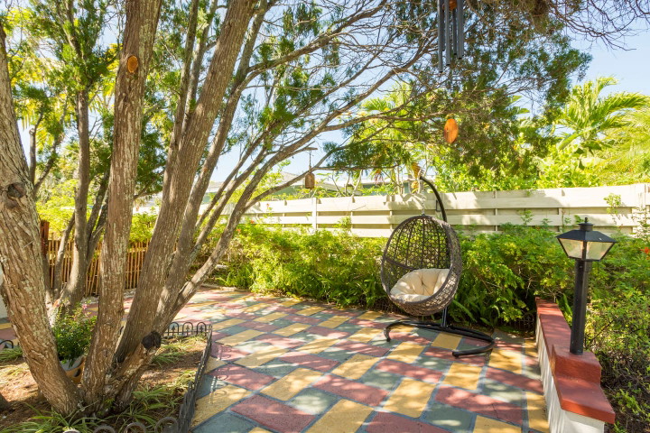 Sea Whisper: North End Gem W/ Pool & Boat Dock - Anna Maria, FL