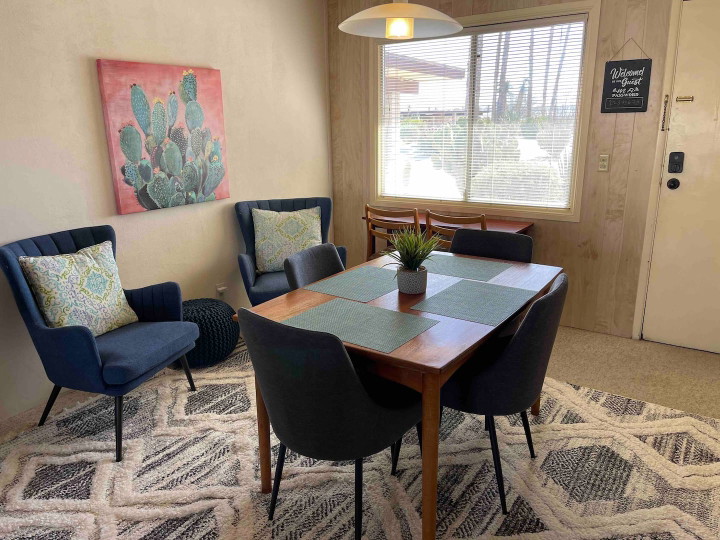 Vista Esterella Mid-century Modern Condo Sleeps 4 - Borrego Springs, CA