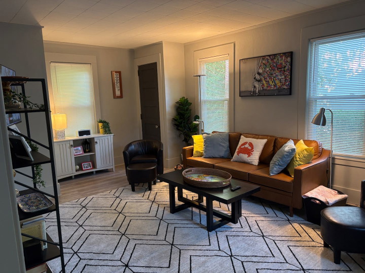 Home Just Outside Auburn; Conveniently Located - Skaneateles, NY