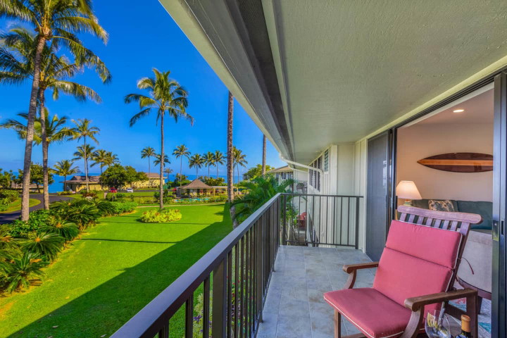Newly Renovated Top Floor Condo W/ Ocean Views - Kauai, HI