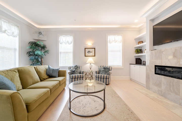 2 Bedroom Condo In Old Town Bluffton, 2nd Floor - Bluffton, SC