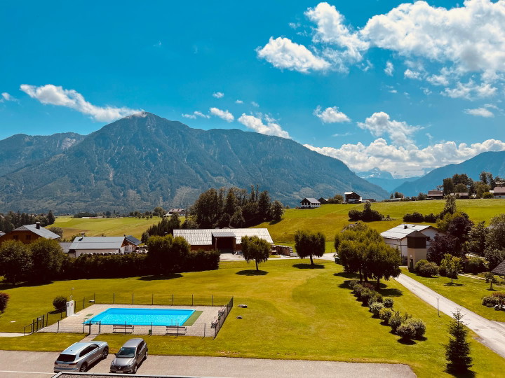 Gamsblick: Prime Location, Parking & Pool - Bad Aussee