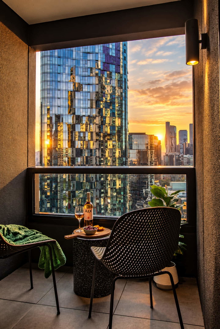 Drop Your Bags, Settle In And Enjoy Southbank - Melbourne