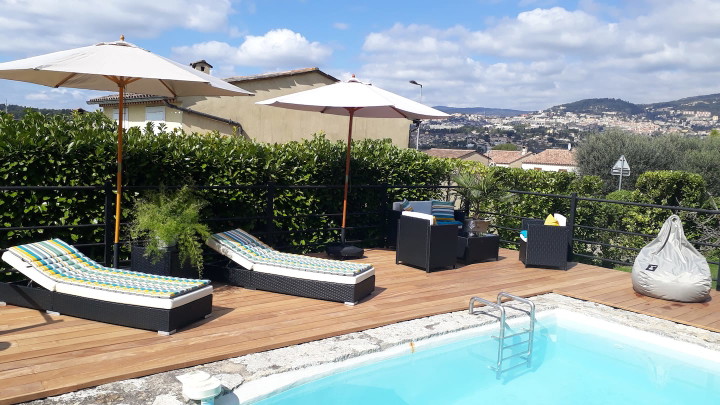 Entire Apartment In Beautiful Neo-provencal Villa - Roquefort-les-Pins