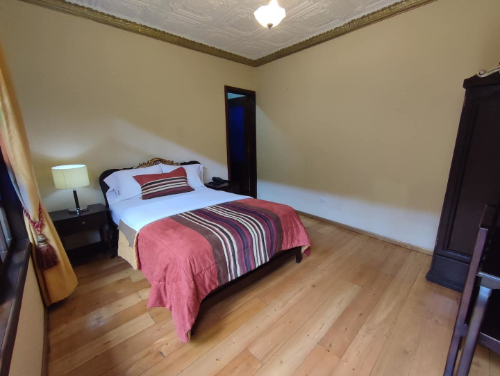 3 Habitaciones Para Grupos - Centro Historico - Cuenca