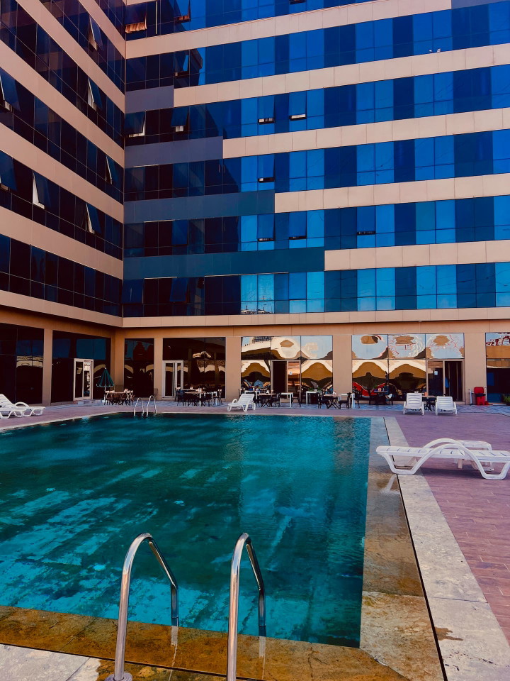 Modern Studio - Pool Use Is Included In The Price - Sahil