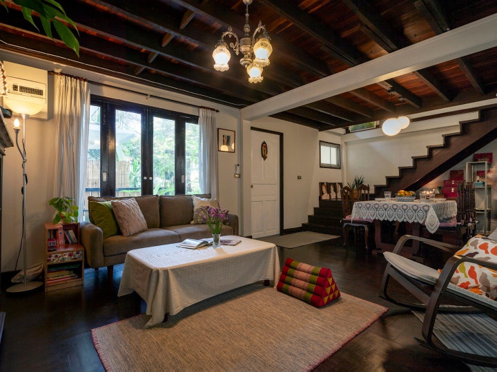 Charming Home Near Bkk Skytrain And Food Street - Bangkok