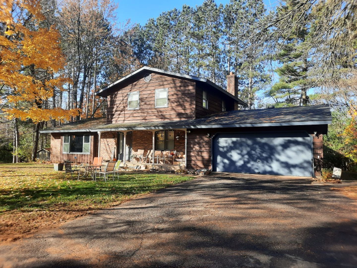 Mora River Retreat! Short Walk To Downtown! - Mora, MN