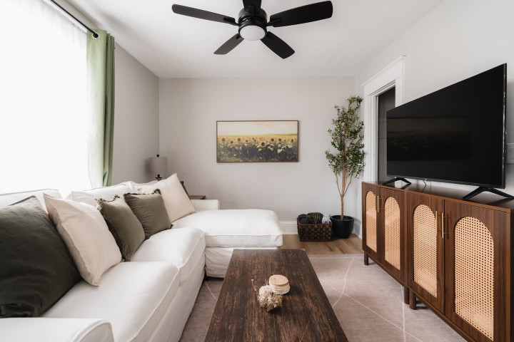 Cozy Apt | Walk To Canal & Downtown Port Colborne - Port Colborne