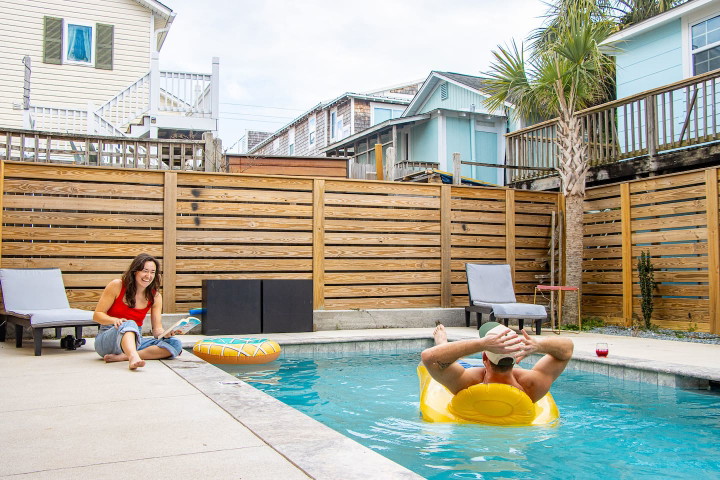 Carolina's Art By Shore: Private Pool And Hot Tub - Carolina Beach, NC