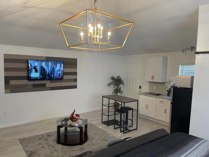Private Villa Guesthouse - Houston, TX