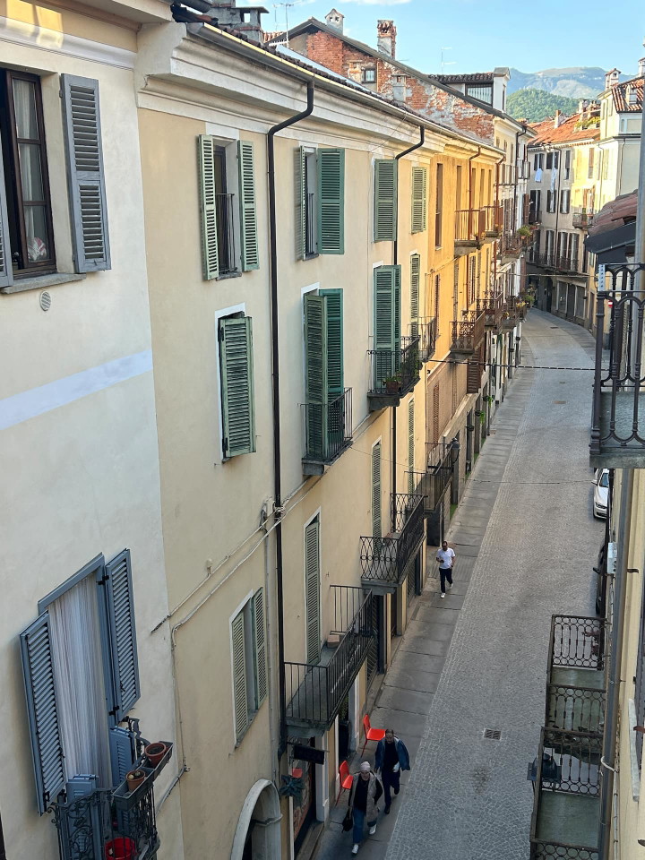 Cozy & Hygge Apartment, In The Historic Center - Biella