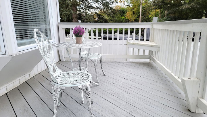 Stylish Dwnstairs Apt-walk To Town, Train & Ferry! - Greenwich, CT