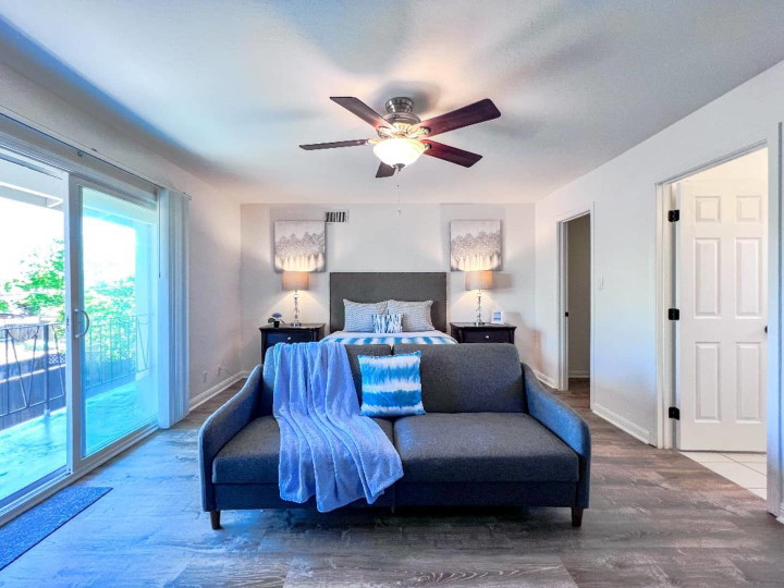 #3/large 1090 Sf 1/1.5 With Central Heating & A/c - San José