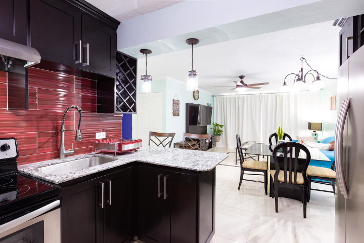 Homely, Comfy & Central- New Kingston, 2 B/2 B - Kingston, Jamaica