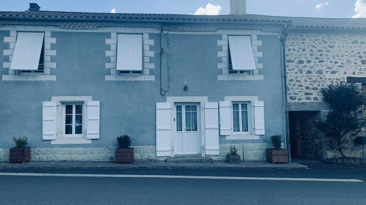 Grande Maison Au Bourdeix- 4 Chambres - France