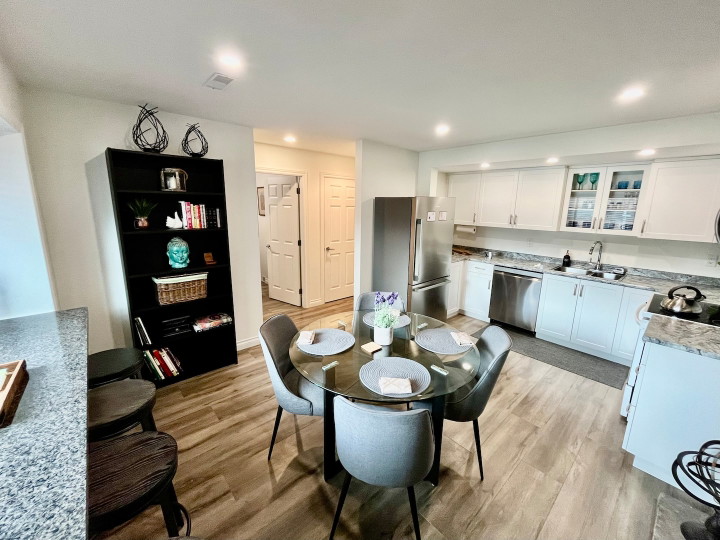 Private 2 Bedroom Guest Suite-walnut Grove Langley - Langley