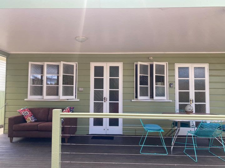 West End Comfy Retreat In 5-star Location - Brisbane