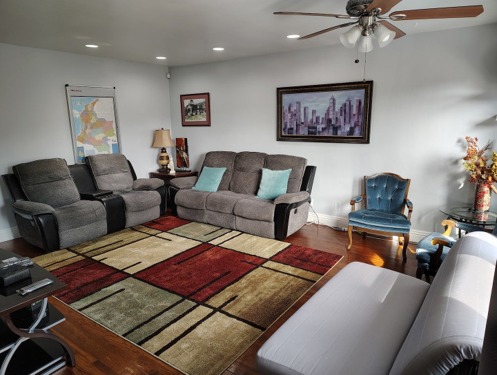 Awesome Cozy Home - Torrance, CA