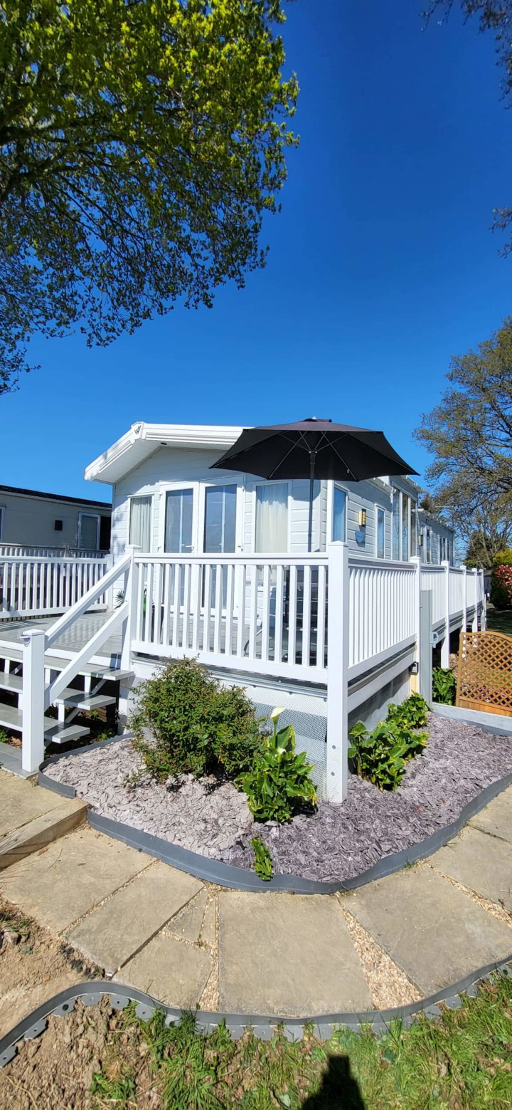 Luxury Lodge With Private Garden - Coghurst Hall - Hastings