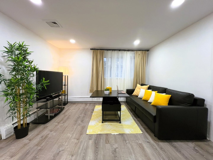 Bright & Cozy 2br Near Nyc Metlife | Free Parking - Englewood, NJ