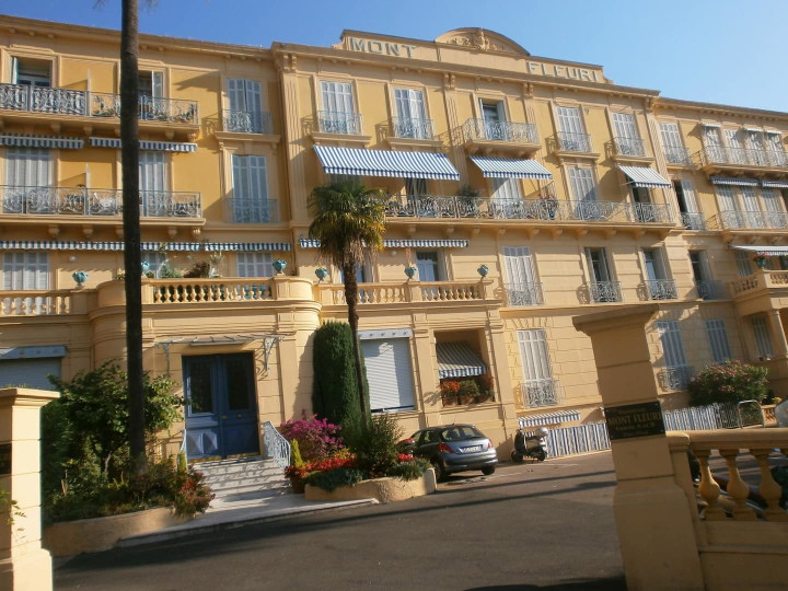 2 P. Palace "Belle Epoque"centre Ville. Wifi Fibre - Plage Rondelli (Menton)