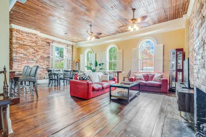 Historic Downtown Gem | Steps To The Bricks - Thomasville, GA