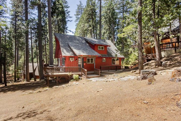 Black Bear Den ~ Access To Private Lake! Heat And Ac - Arnold, CA