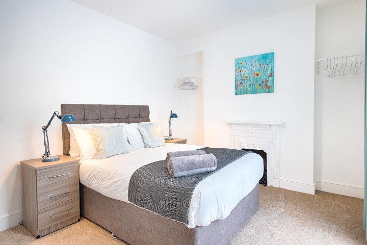 Logement Spacieux De 4&nbsp;Chambres Avec Jardin, Swansea - Swansea