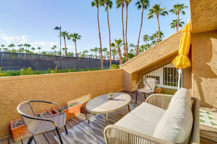 Sip, Soak & Stargaze: Palm Desert Retreat! - Palm Desert, CA