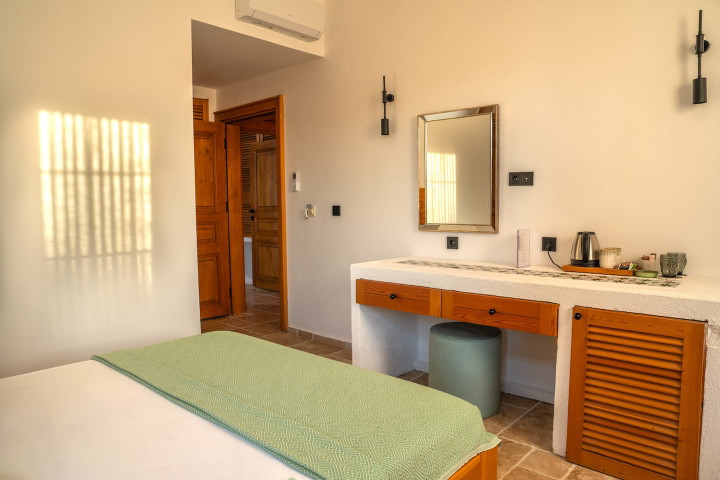 Deluxe Double Room. Antik Side & Distant Sea Views - Side