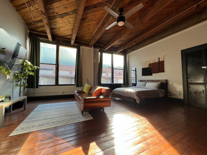 Canada Bridge Loft + View - Detroit