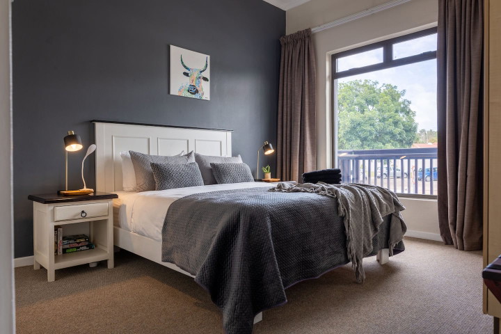 Plett Escape Flat - Central & Walk To The Beach - Plettenberg Bay