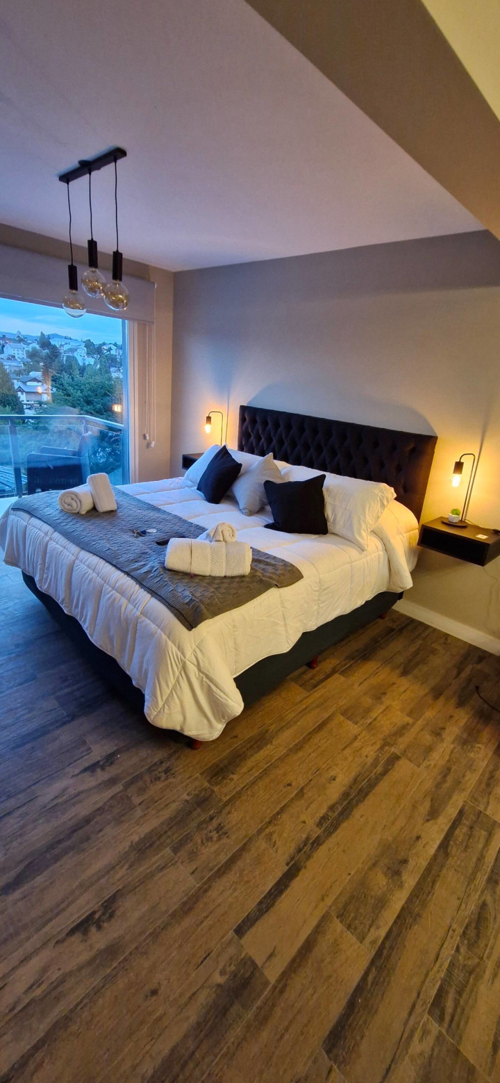 Departamento Con Vista Al Lago Y Ciudad Para 2 O 4 - San Carlos de Bariloche