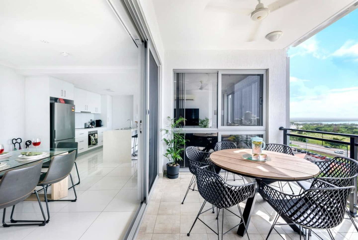 Top Of Town: Resort-style Stay In Heart Of Darwin - Darwin