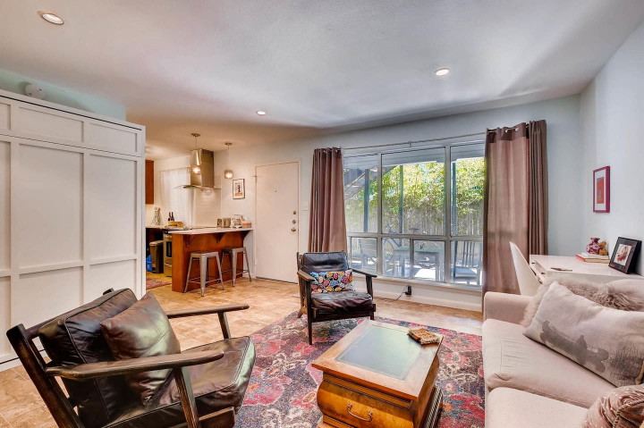 Cozy, Quiet Condo In Heart Of City. - Austin, TX