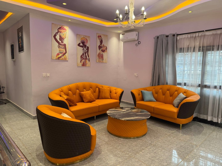 Aicha Apart - Conakry
