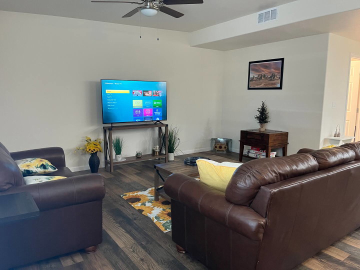 Desert Escape F 2 Bedroom 1 Bath - Ridgecrest, CA