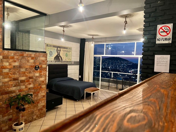 Apartment With A Jacuzzi And A Romantic Viewpoint - Pachuca