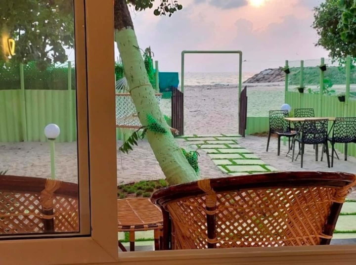 Marari Eshban Beach Villa - Alappuzha
