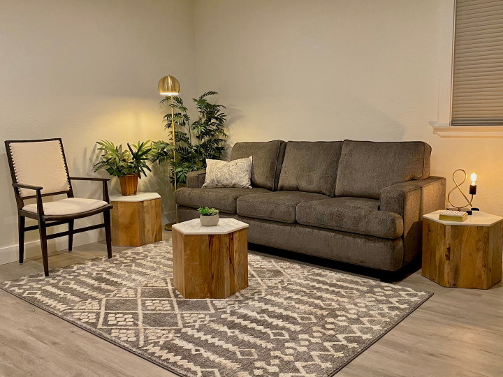 Luxurious Modern Retreat In Downtown W/ Pool - Salem, OR