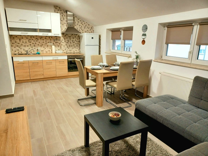 Appartement Pour 3 à 5 Personnes, Emplacement Calme, Parking - Zagreb