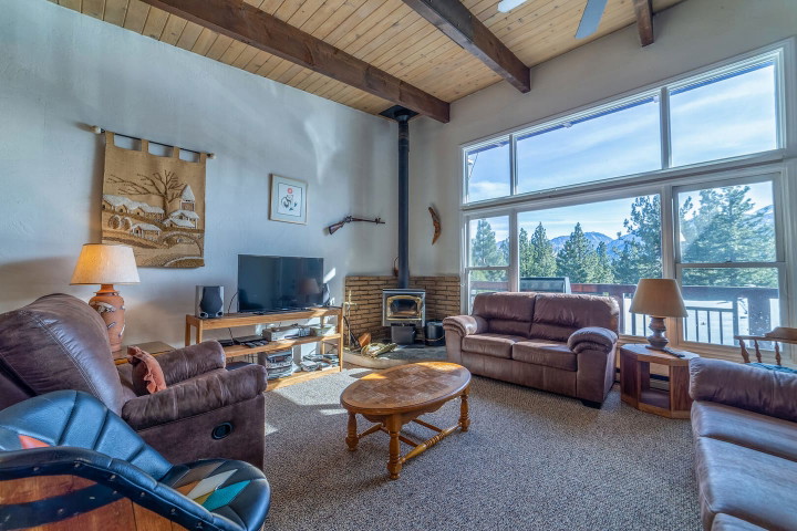 Townhome W/ Amazing Views, Close To The Village! - Mammoth Mountain, CA