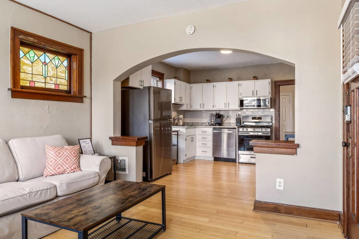 Dog-friendly South City 1st Floor Apartment - Kirkwood, MO